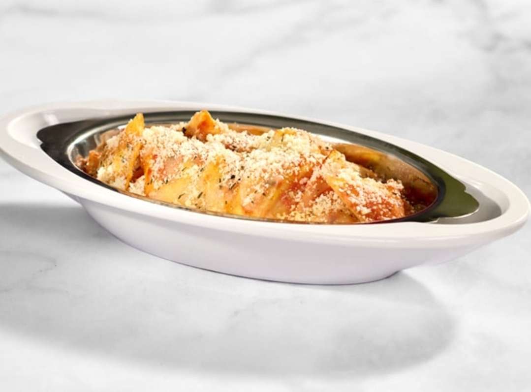 Shark Bites: Pizza Moon at Universal's Epic Universe - Theme Park Shark ...