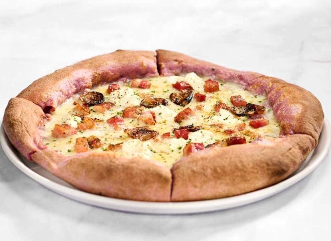 Shark Bites: Pizza Moon at Universal's Epic Universe - Theme Park Shark